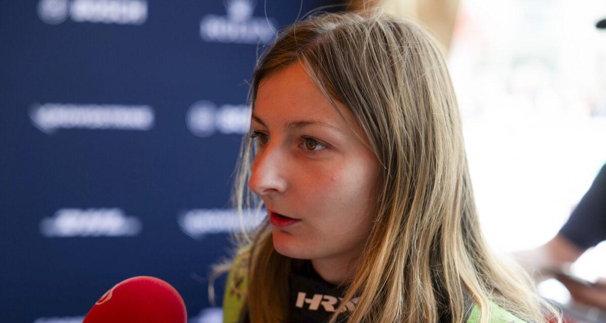 24h du Mans : Doriane Pin dévoile un casque totalement inédit qui va ...