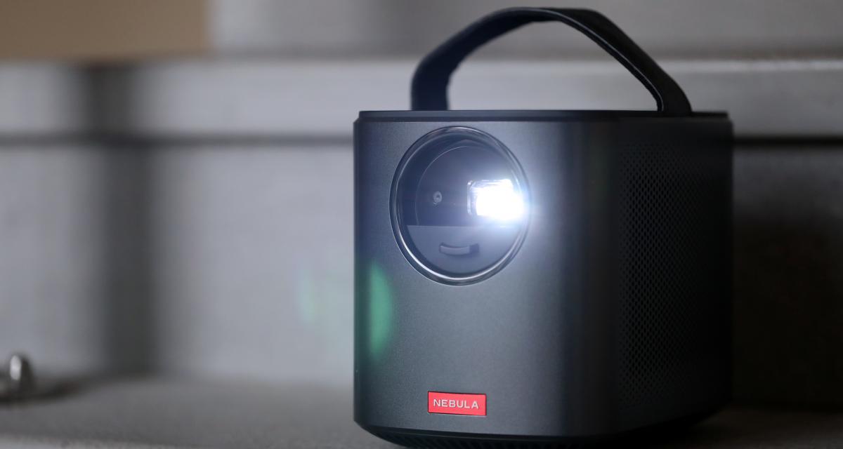 Test Anker Nebula Mars II : définition perfectible pour projecteur ...